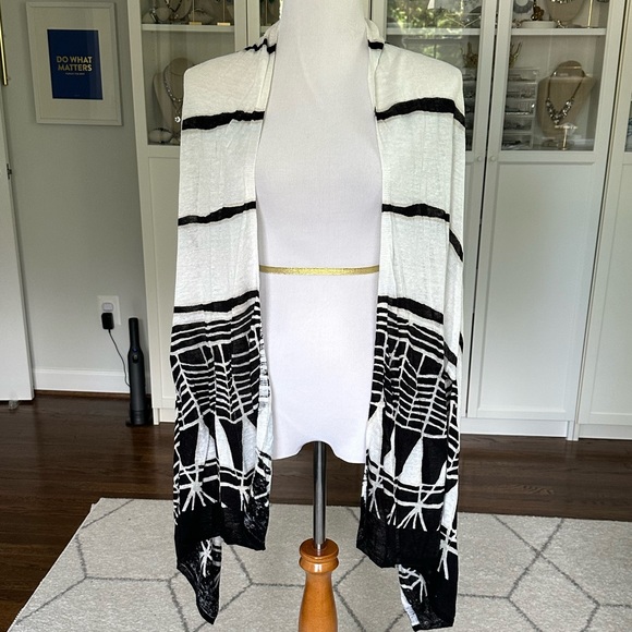 NIC+ZOE | Sweaters | Nic Zoe Wild Things Shrug | Poshmark